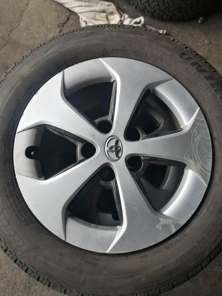 2014 Toyota Prius Rims and Tires – M&L Towing
